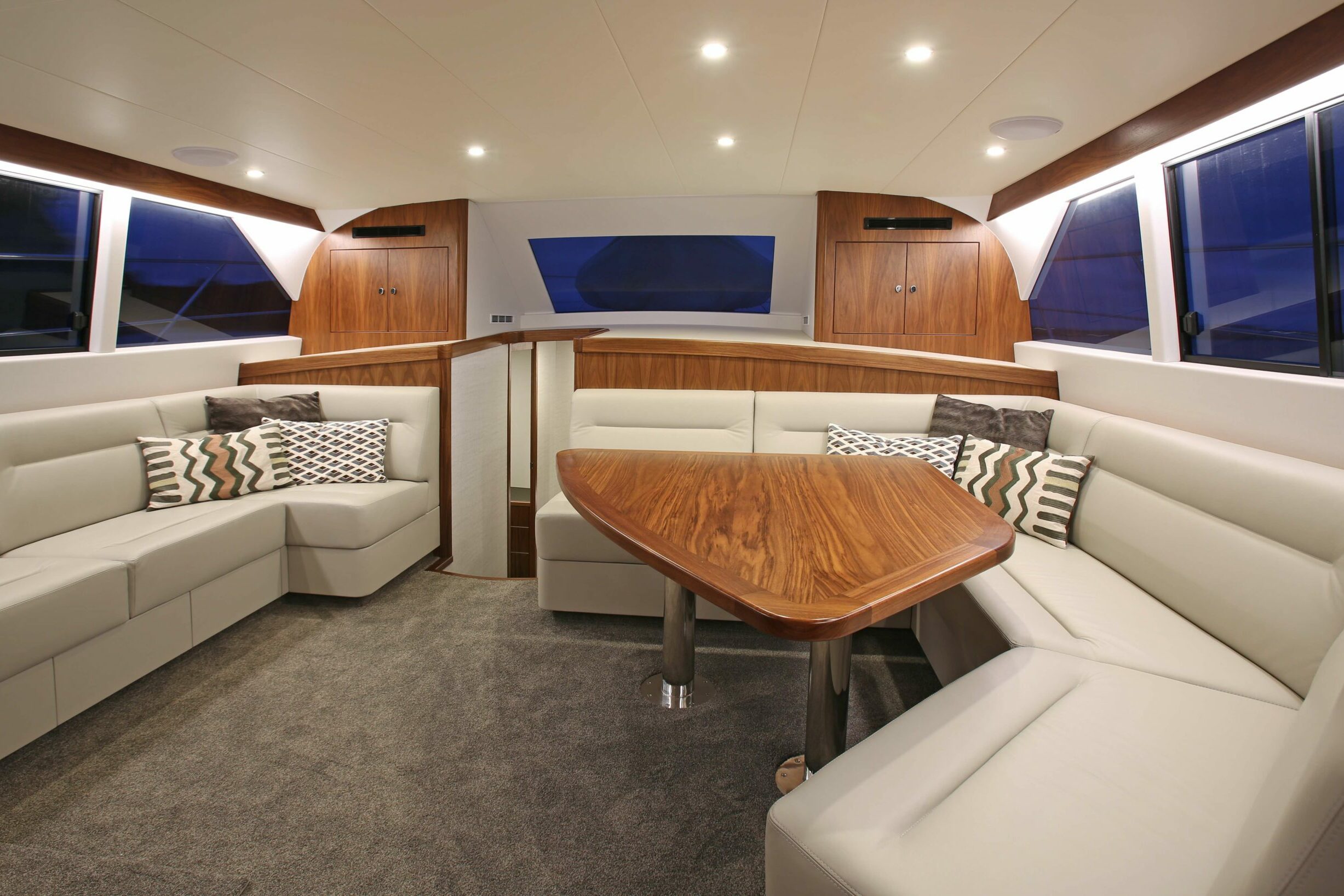 Elite 18m Sportfisher - Crazy Diamond - Elite Marine